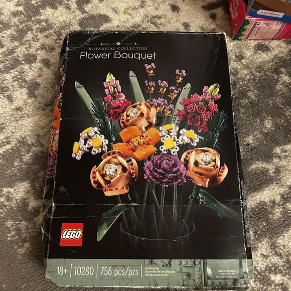 Lego | Toys | Lego Botanical Collections Flower Bouquet New | Poshmark